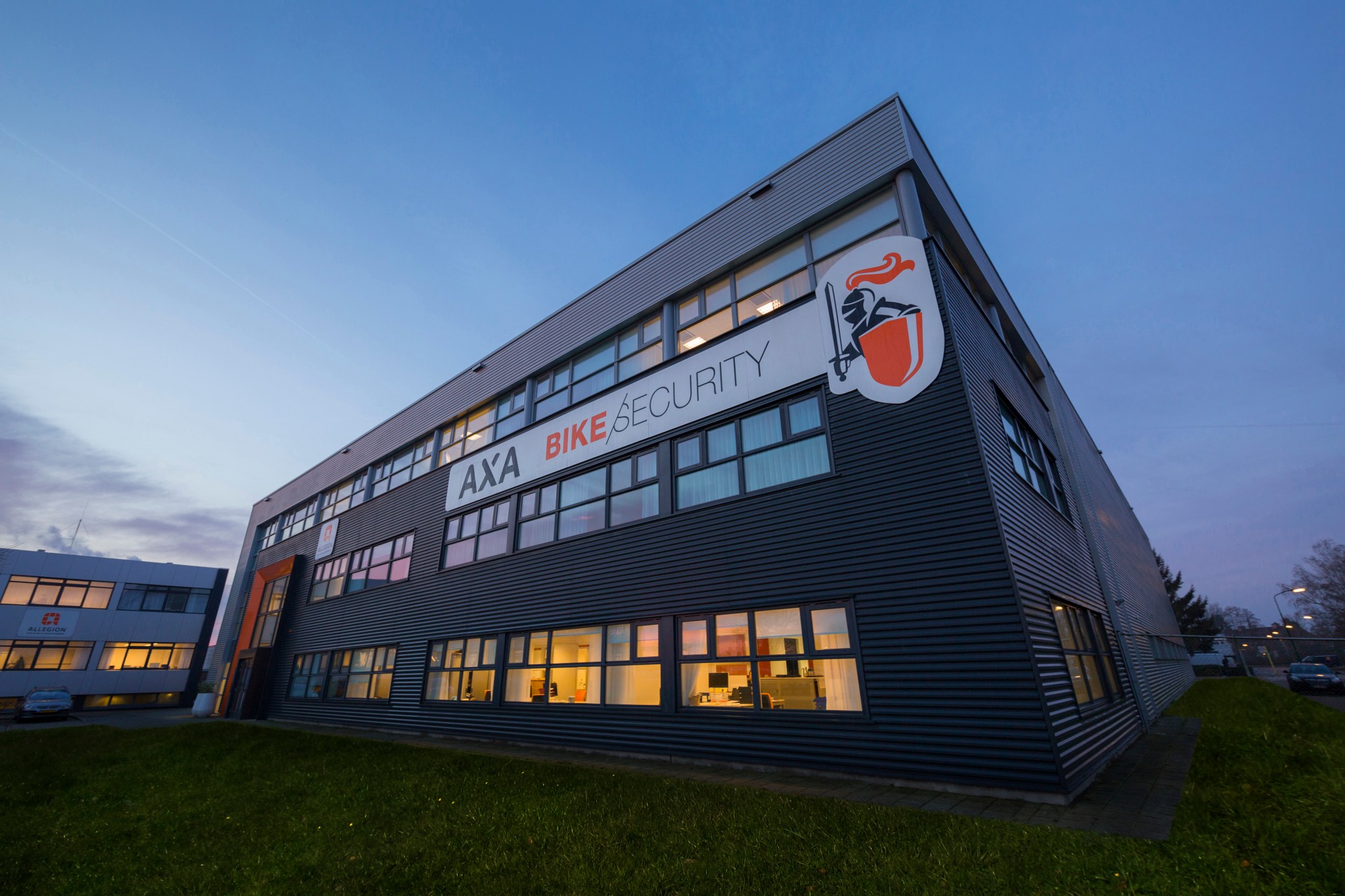 Contact - Bikeseason